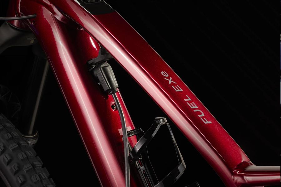 Trek Fuel EXe 8 GX AXS T-Type Rage Red to Deep Dark Blue Fade