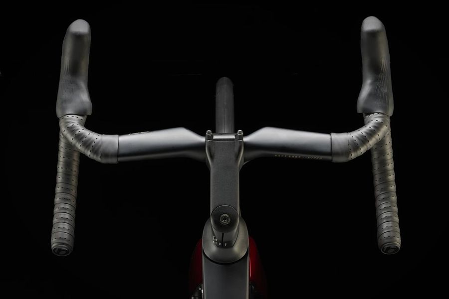 Trek Madone SL 6 Gen 7 Crimson
